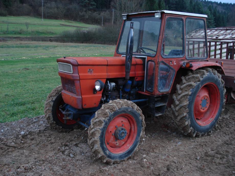 Kabina za traktor univerzal universal utb