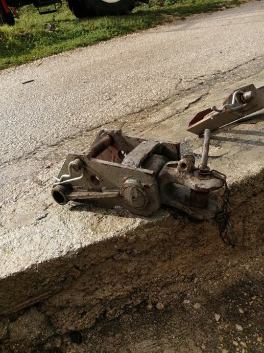 Kuka tufer za ursusa