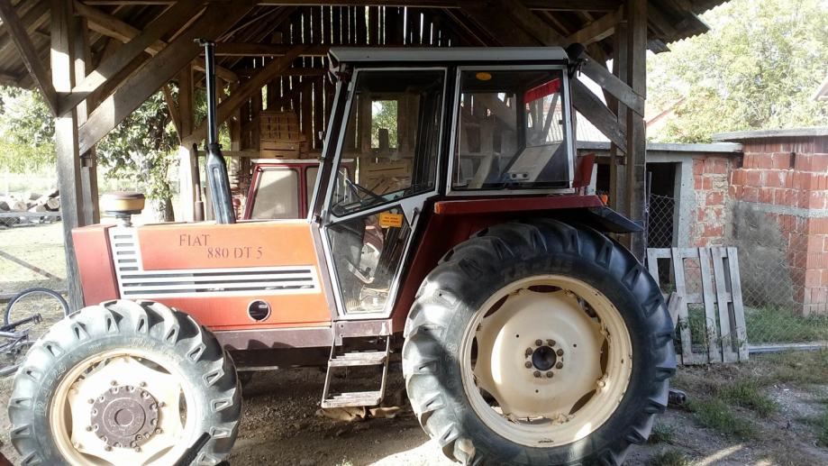 Traktor Fiat 880 DT 5