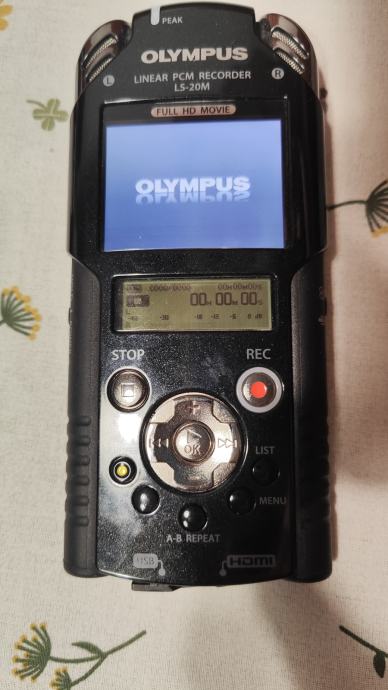 Olympus LS-20M: Profesionalni diktafon s Full HD video snimanjem