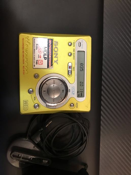 Sony minidisc recorder MZ R700