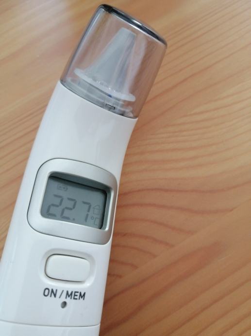 Omron digitalni toplomjer