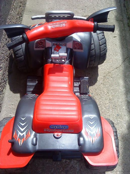 PEG PEREGO Corral T-Rex