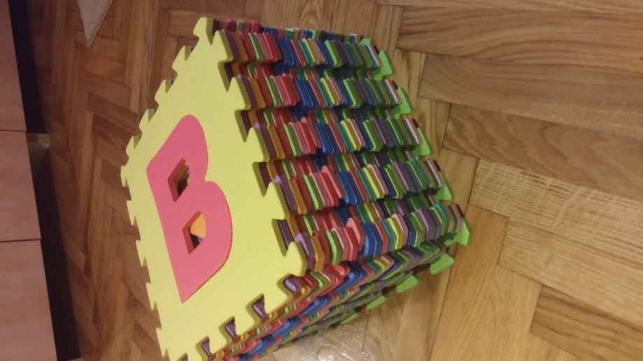 Puzzle za pod / podloga za igranje