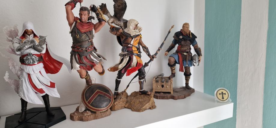 Figure Assassins Creed, Dragon Ball i FF7 Cloud