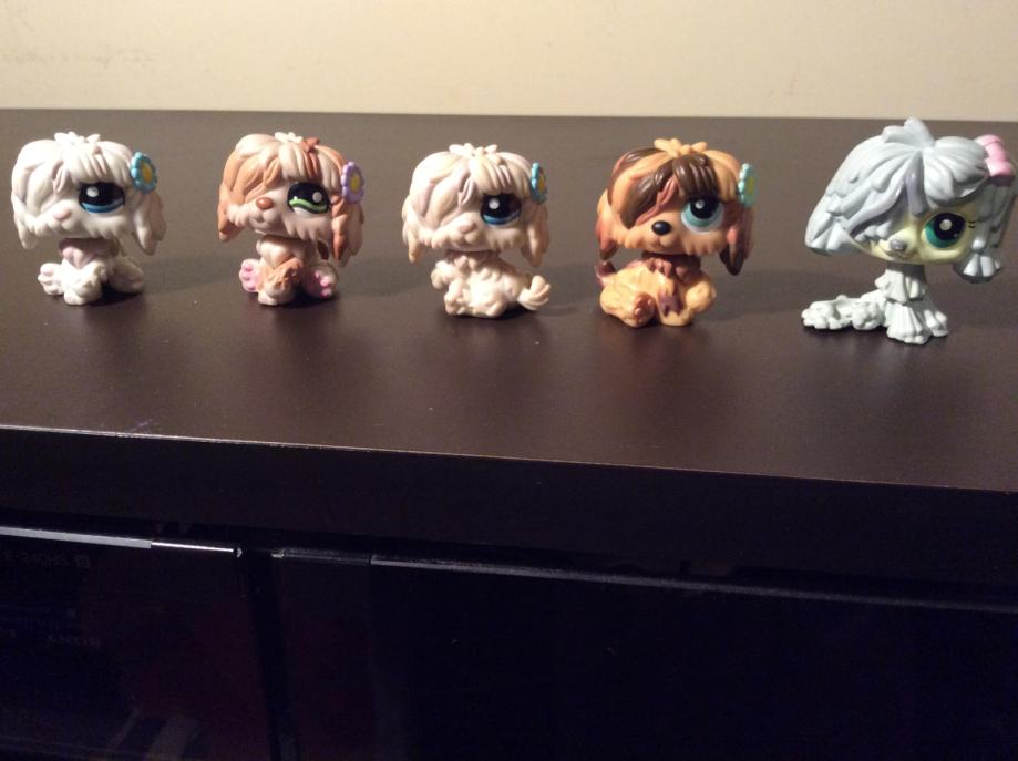 Littlest pet shop ( LPS ) figure