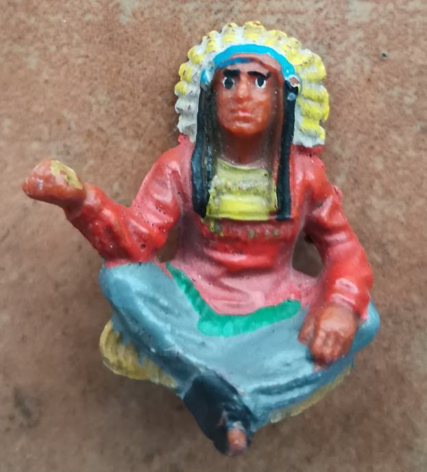 STARA FIGURICA INDIJANAC-ČAROBNA VREĆICA