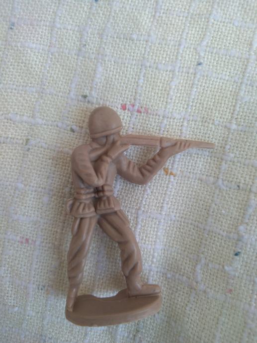 Vojnici figurice sa oružjem dječje igračke 80 komada