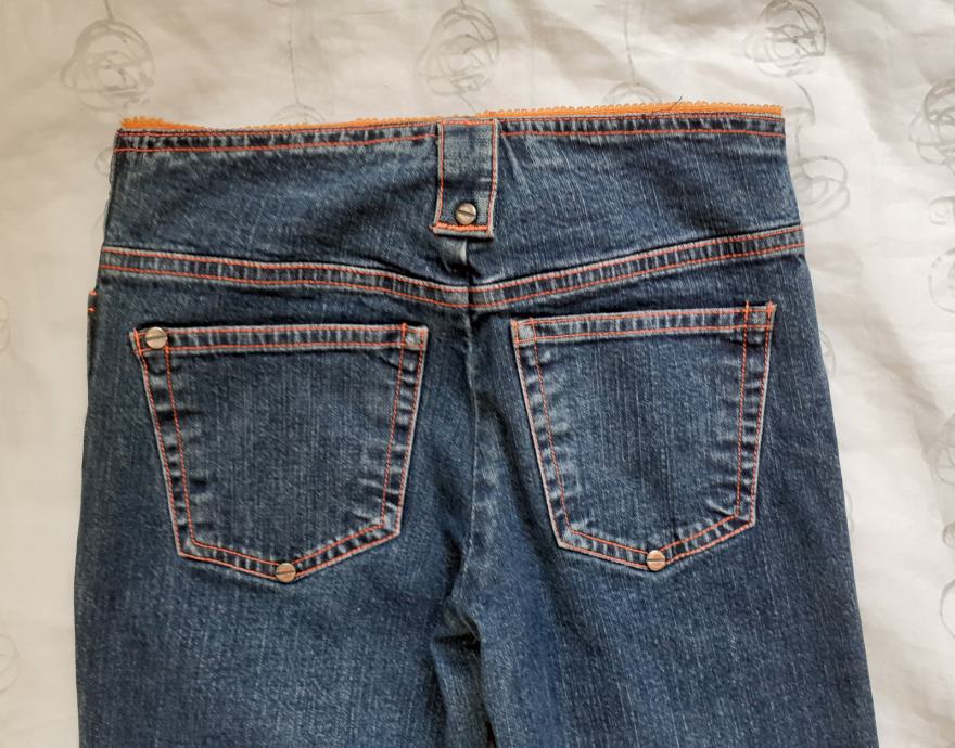 Versace young Original traperice trapez flare