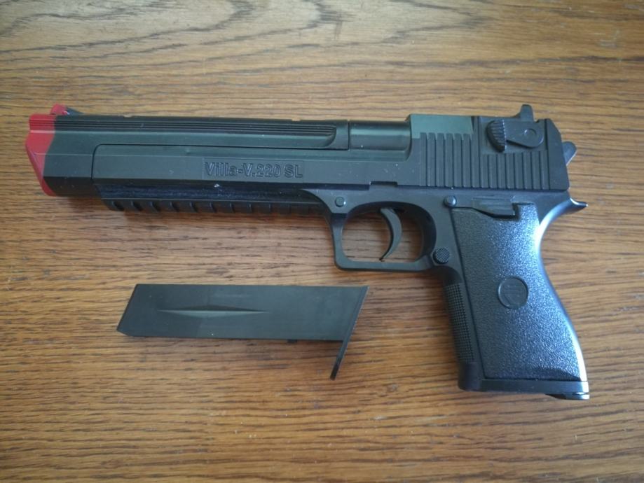 AIRSOFT DVIJE PUŠKE I PIŠTOLJ