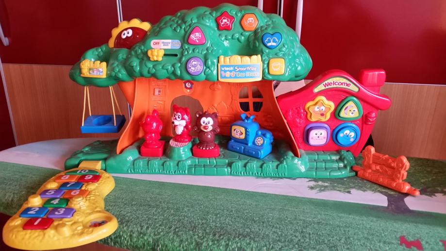 AKCIJA hITNO- Edukativna igračka - vtech 1-2-3 Smartville tree house