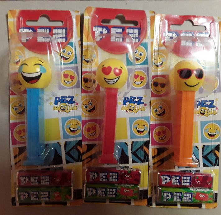 Pez figure 1