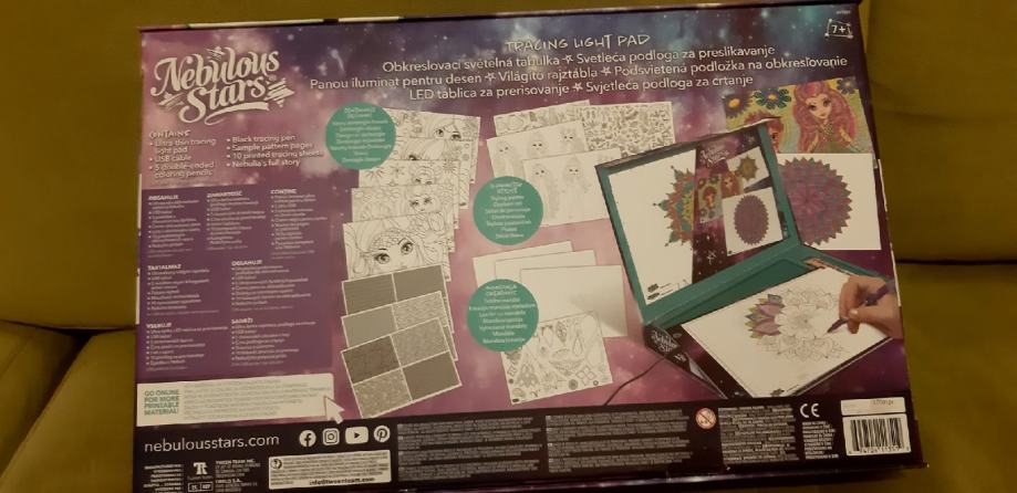 SVJETLEĆA LED PODLOGA ZA PRECRTAVANJE