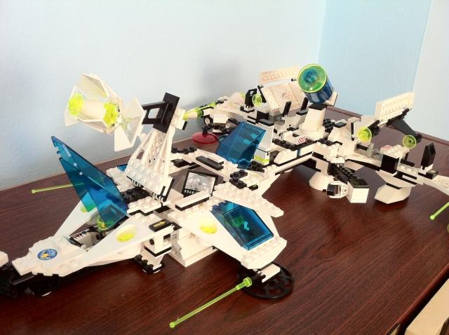 LEGO 6982 Explorien Starship