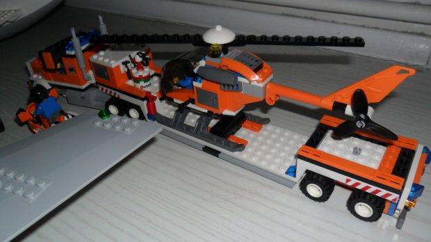 Lego avioni + aerodrom set3