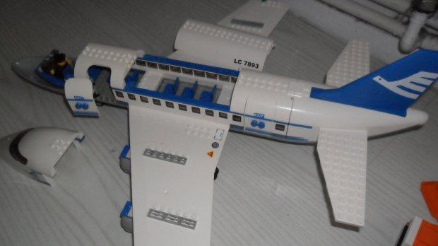 Lego avioni + aerodrom set3