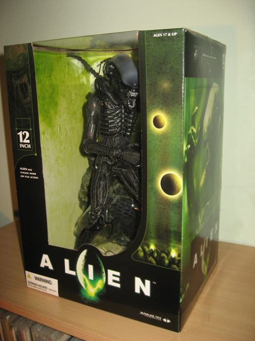 McFarlane ALIEN DELUXE BOX 12 Inch (neotvoren)