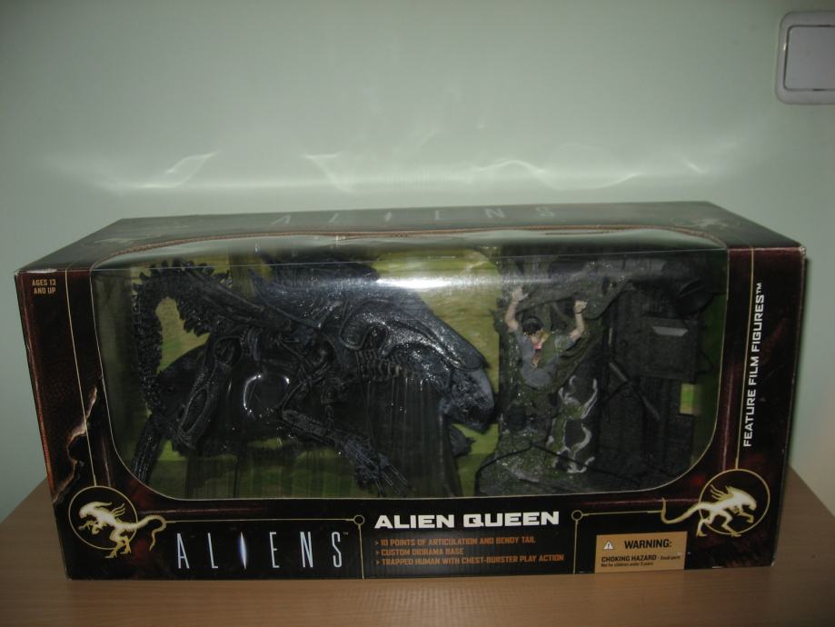 McFarlane Movie Maniacs 6 Alien Queen Deluxe Box Set RARE!
