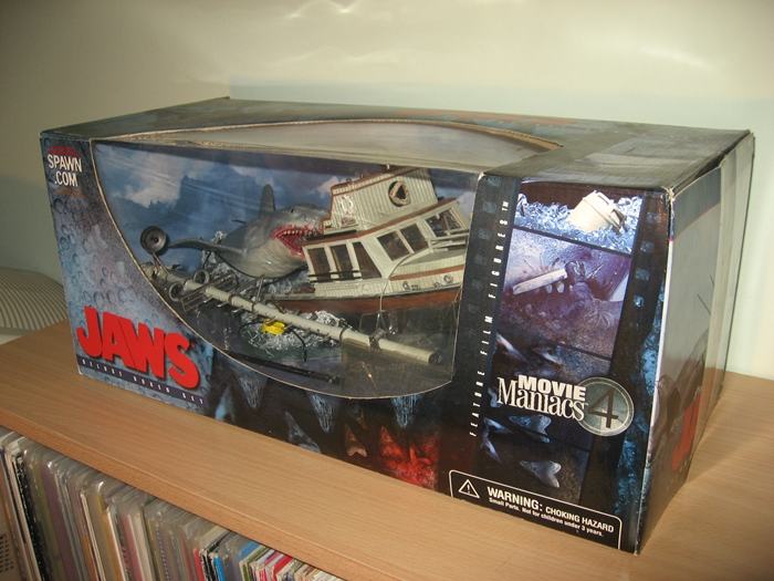 McFarlane Movie Maniacs Deluxe Jaws Box Set Diorama