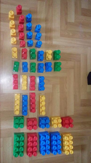 Plastične kocke za slaganje