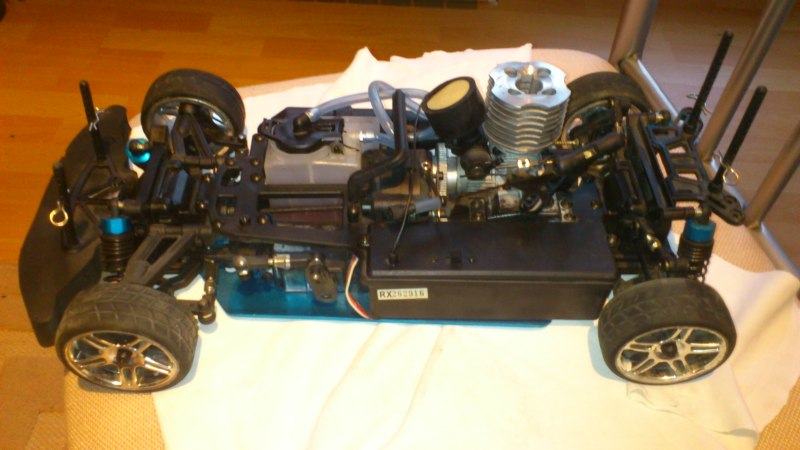 RC Nitro Car na benzin