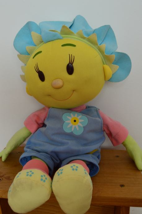 Fifi i cvjetno društvo - Fifi