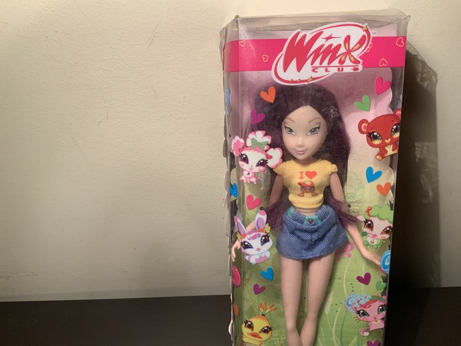 Winx club I love my pet Roxy lutka NOVO (2011)