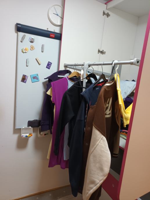 DJEČIJI ORMAR I RADNI STOL