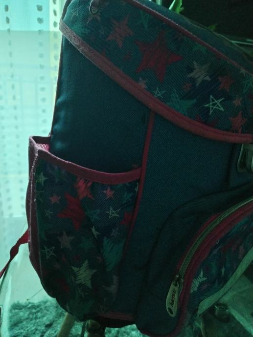 Dječja radna stolica Xora i školska torba Hama