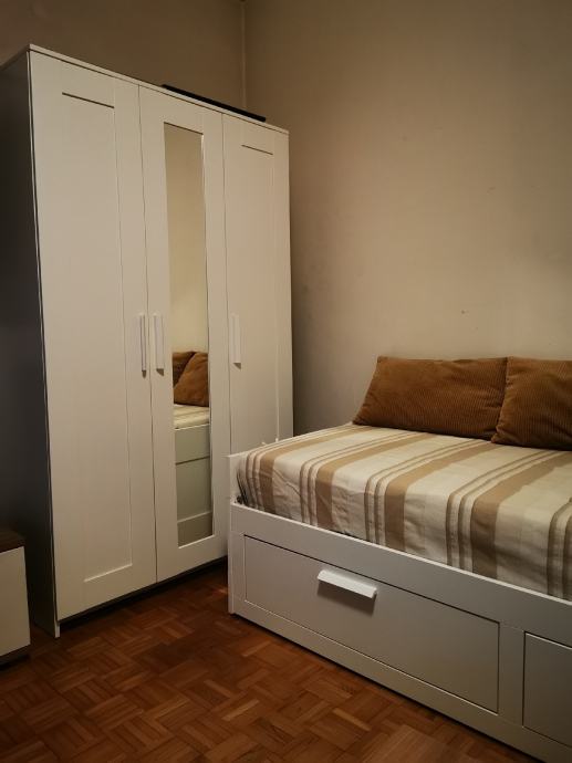 Ikea ormar i dnevni krevet Brimnes