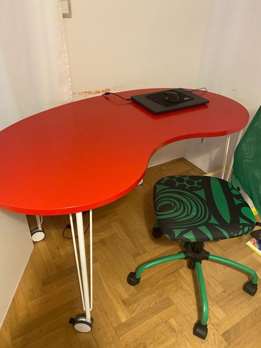 Školski stol i stolica