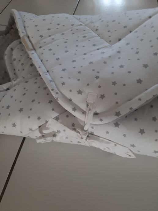 Jasuk dekica za bebe iz rodilišta