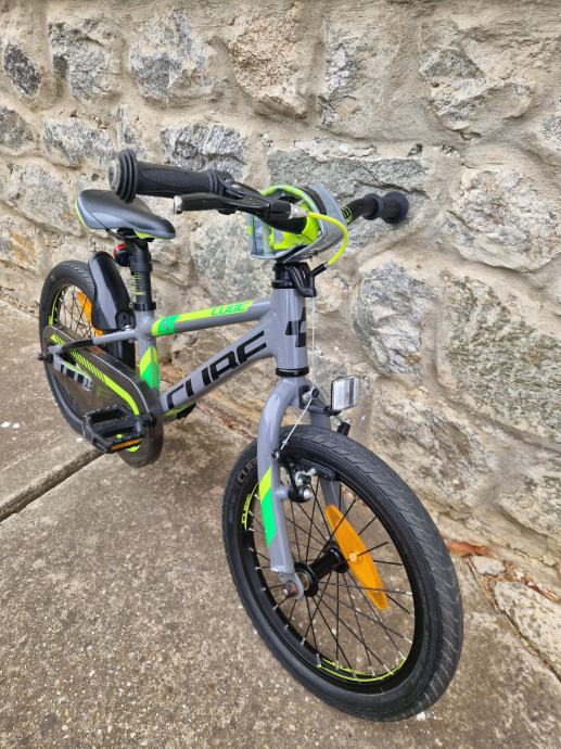 Cube bicikl