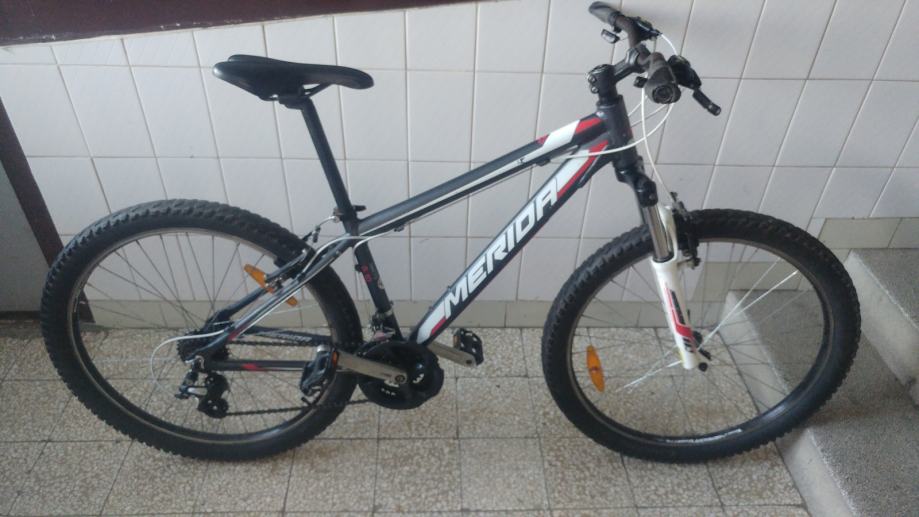 Merida Matts 6.10 (26 Small rama, 21 brzina, SR Suntour 100mm vilica)