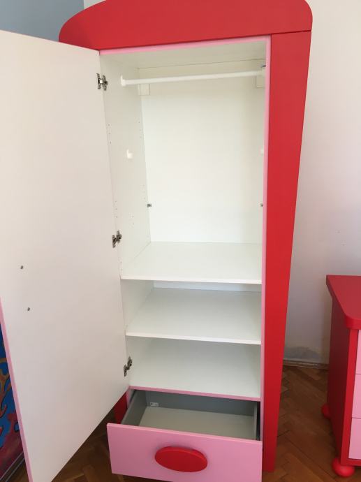Ikea ormar i komoda