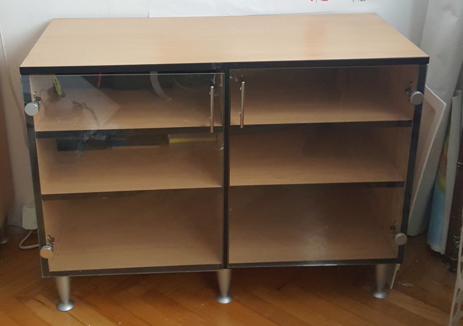 AKCIJA!!!!Komode i vitrina za dnevni boravak