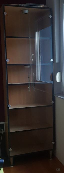 AKCIJA!!!!Komode i vitrina za dnevni boravak