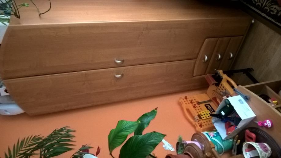 Komplet ormara i komoda za dnevni boravak