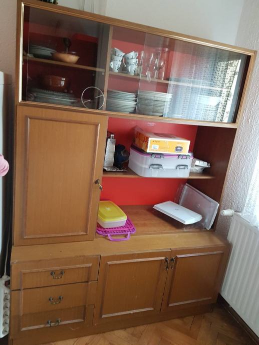 HITNO POKLANJAM ormari-regali-komplet namjestaj