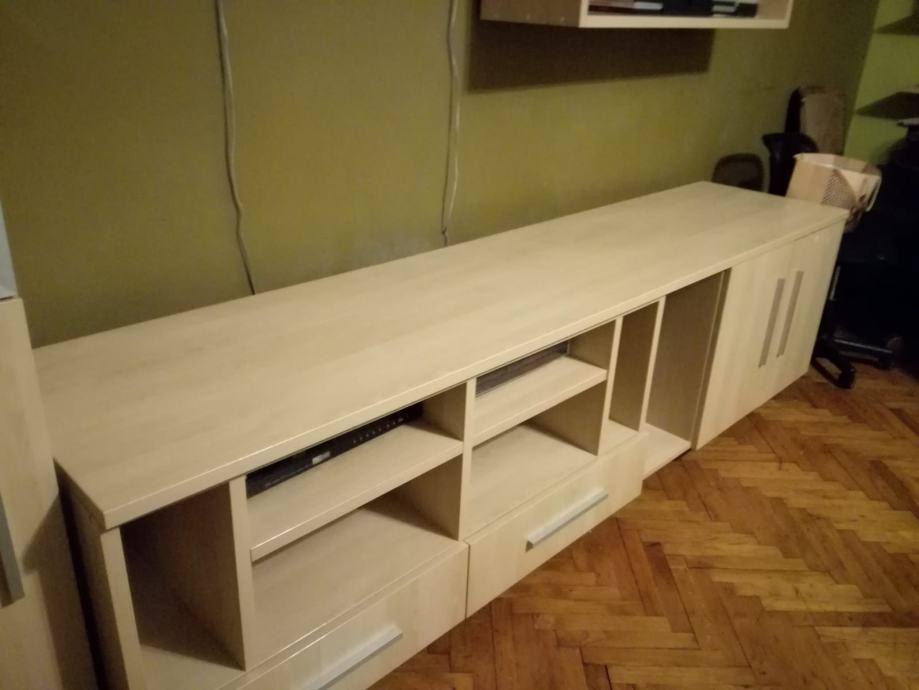 Regal, tv ormar dnevna soba