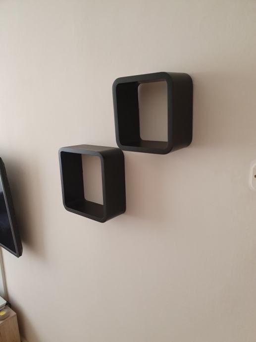 Ukrasne zidne police