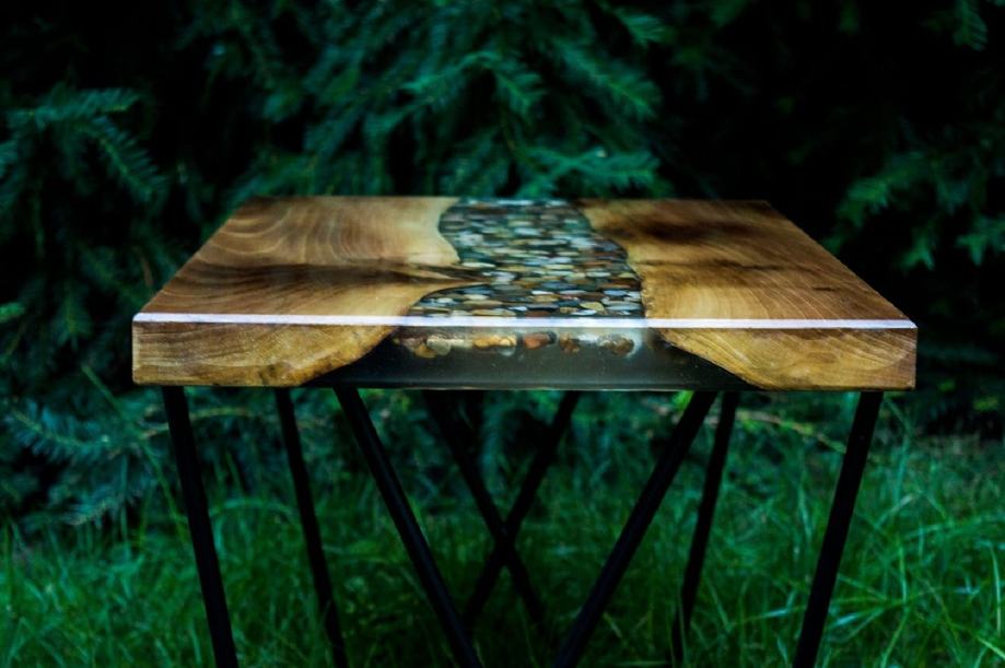 Coffee table - epoxy/orah stol