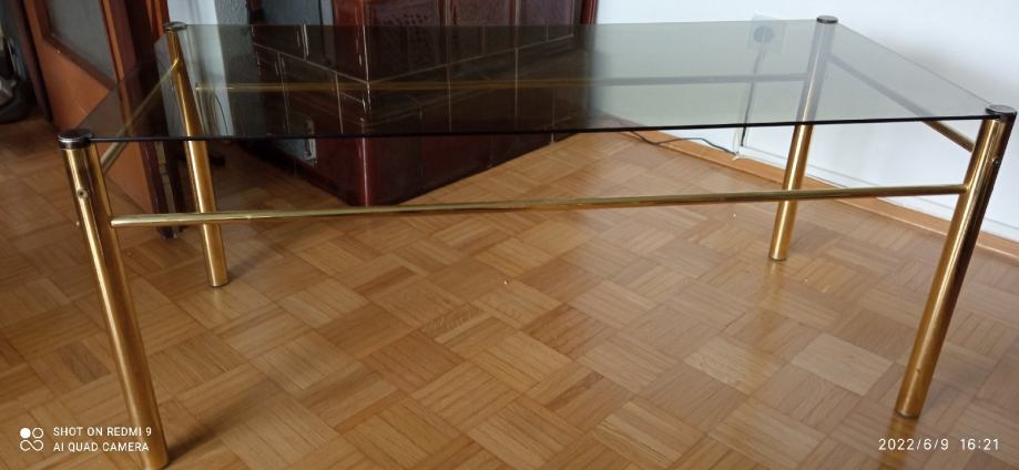 Stolić saklo - metal