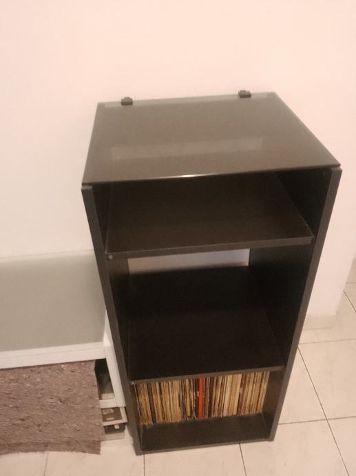 Stolic za STEREO i HI-FI , KAO NOVI