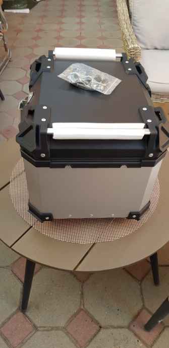 KOFER ZA BMW R1200GS/ R1250GS ADVENTURE TOP CASE XB 45 LIT (univerzal)
