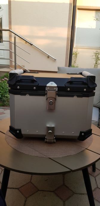 KOFER ZA BMW R1200GS/ R1250GS ADVENTURE TOP CASE XB 45 LIT (univerzal)