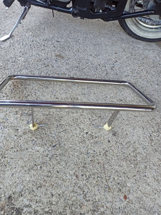 Crash bar za chopper