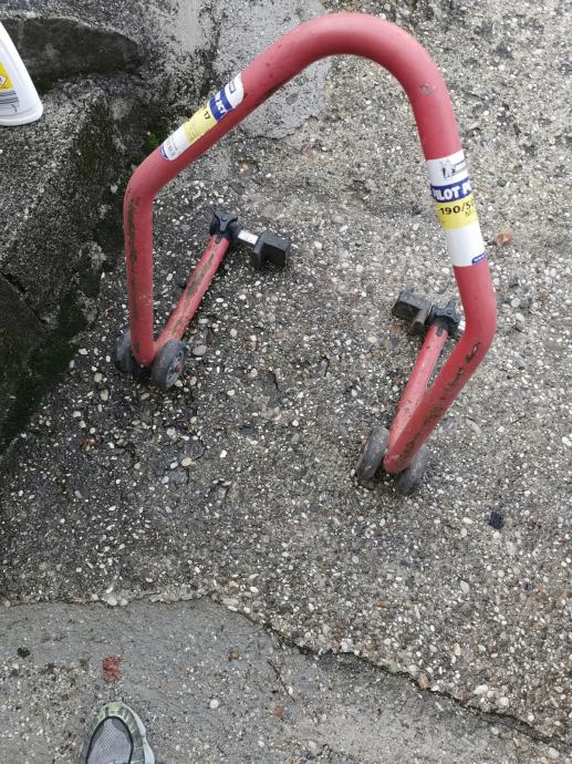 štender za motor