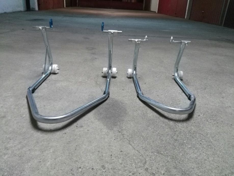 Štender za motor