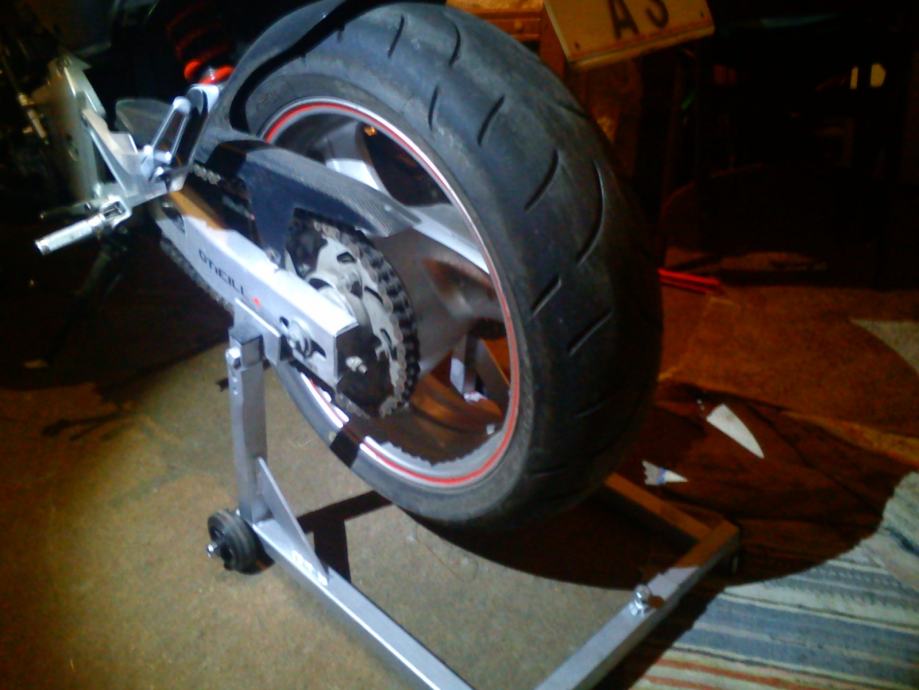 Štender za motor zadnji